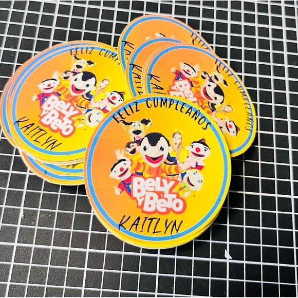 Design | Stickers Personalizados Belly Y Beto | Poshmark